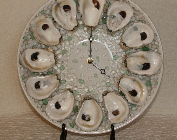 Oyster Shell Clock Crushed Ice pale Green - Etsy