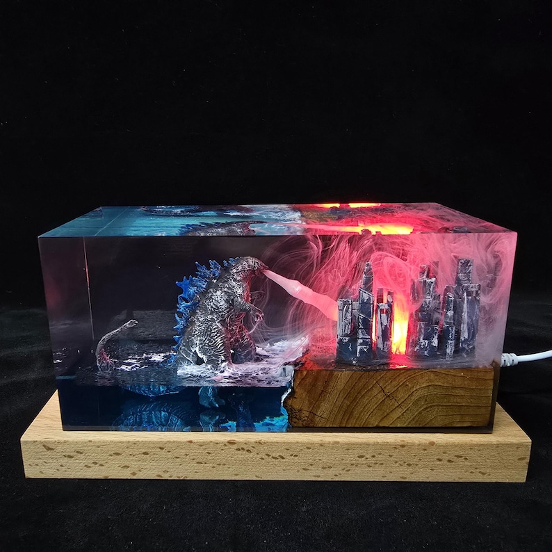 Large Godzilla Night Lamp, Epoxy Resin Lamp With Godzilla Figure and ...