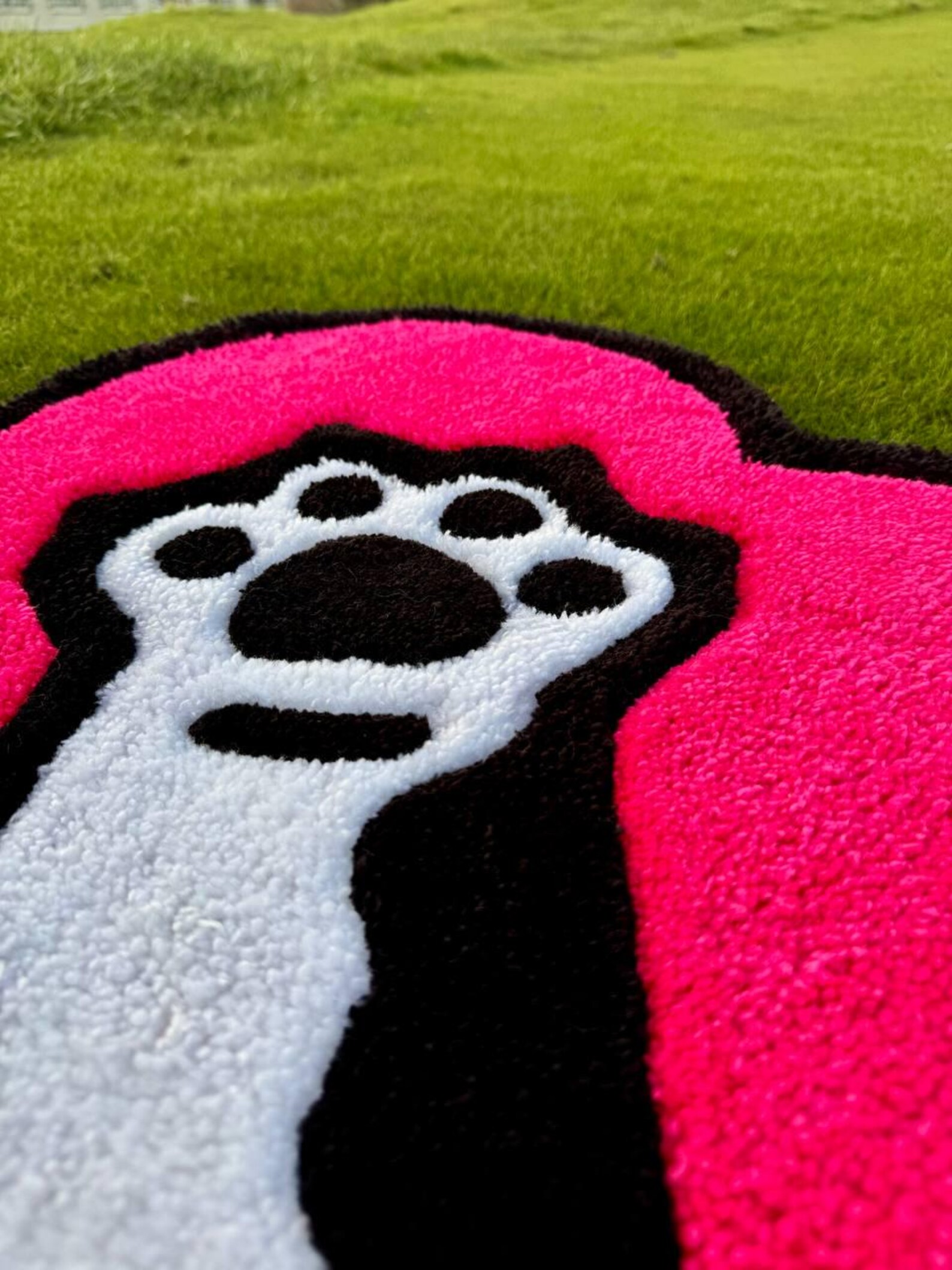 Fluffy Heart Rug With Cat Paw – Handmade Tufted Carpet – Сustom Rug ...