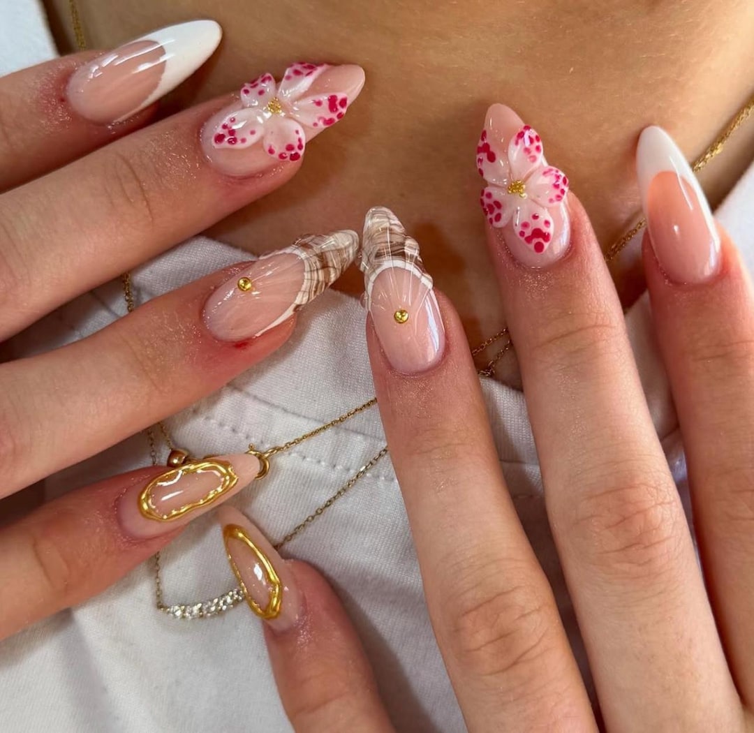 Seashell French Tip Press on Nails: 3D Flowers, Gold Chrome - Summer ...