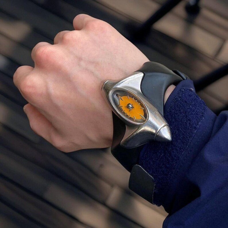 Retro Futuristic Rocket Ship Watch - Space Age Sci-fi Wristwatch ...