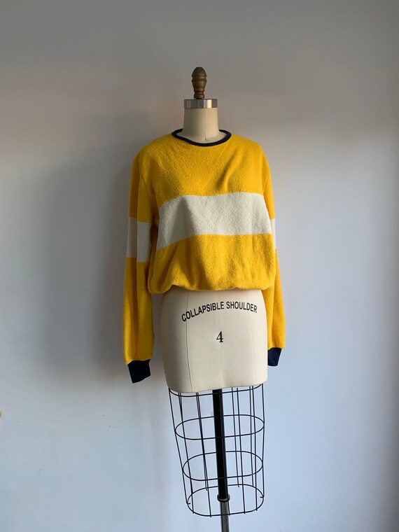 vintage mens colorblock yellow and navy sweatshirt - Gem