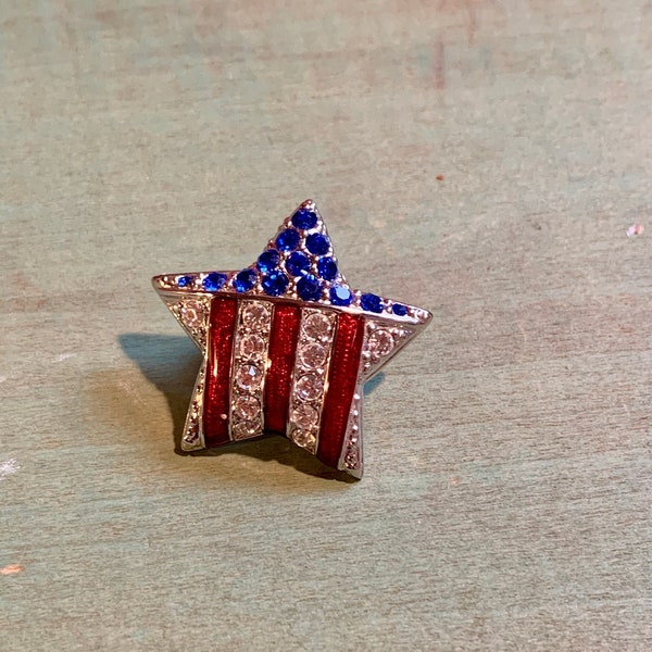 Red Star Pin - Etsy