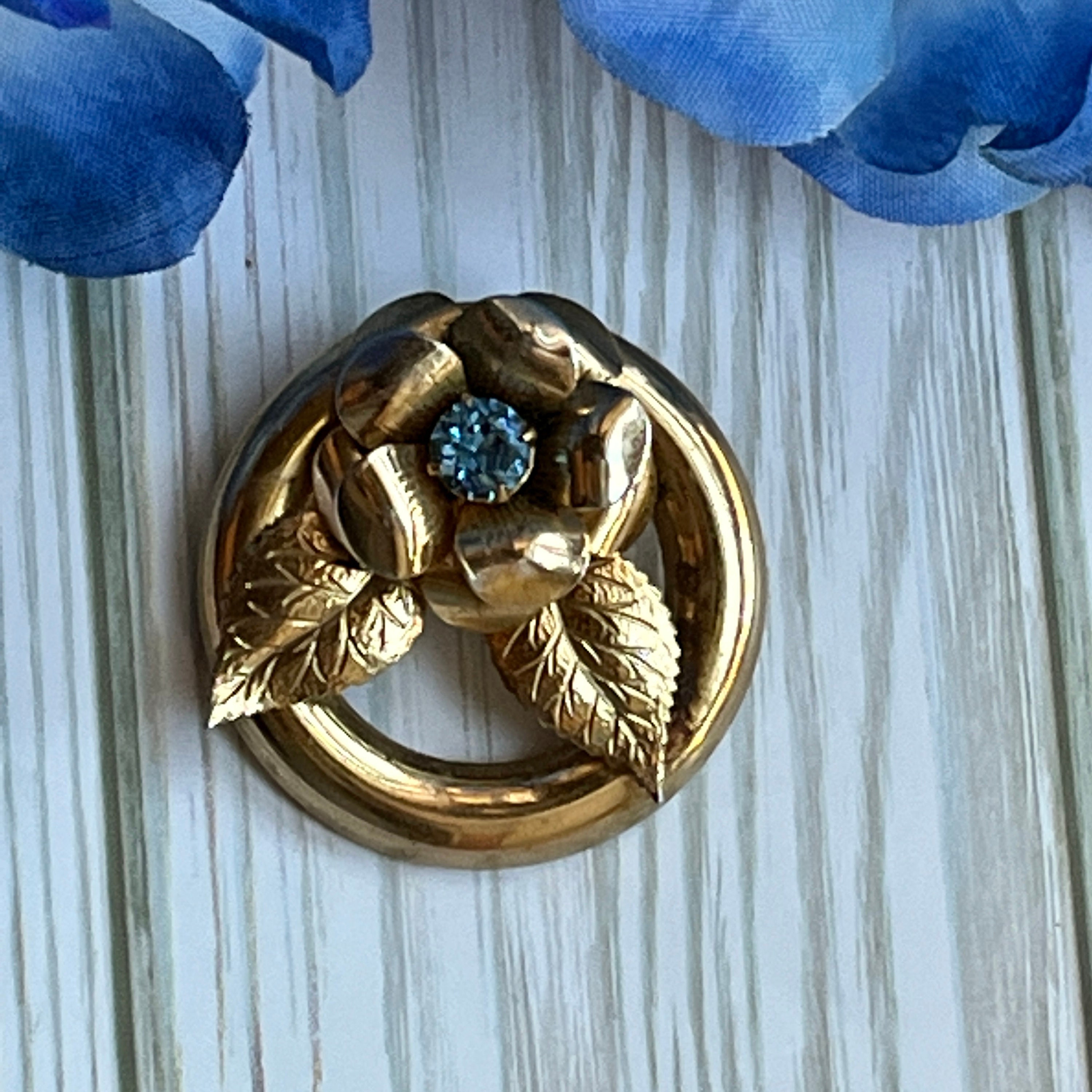 1960's CORO Mid Century Blue Stone Circle Brooch Gold - Etsy