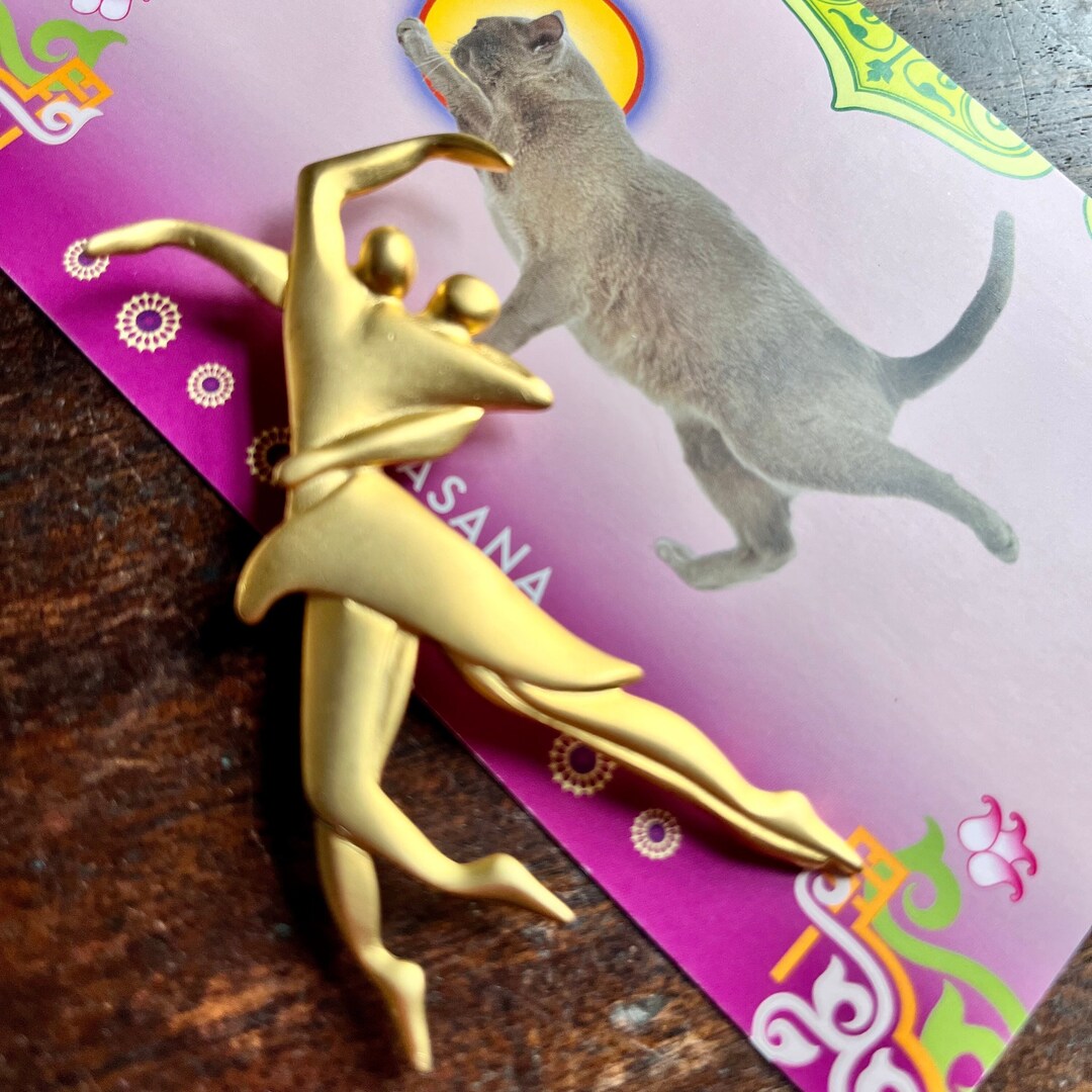 Vintage Modernest Dancers Embrace Brooch Gold Tone Dancer Pin Leaping ...