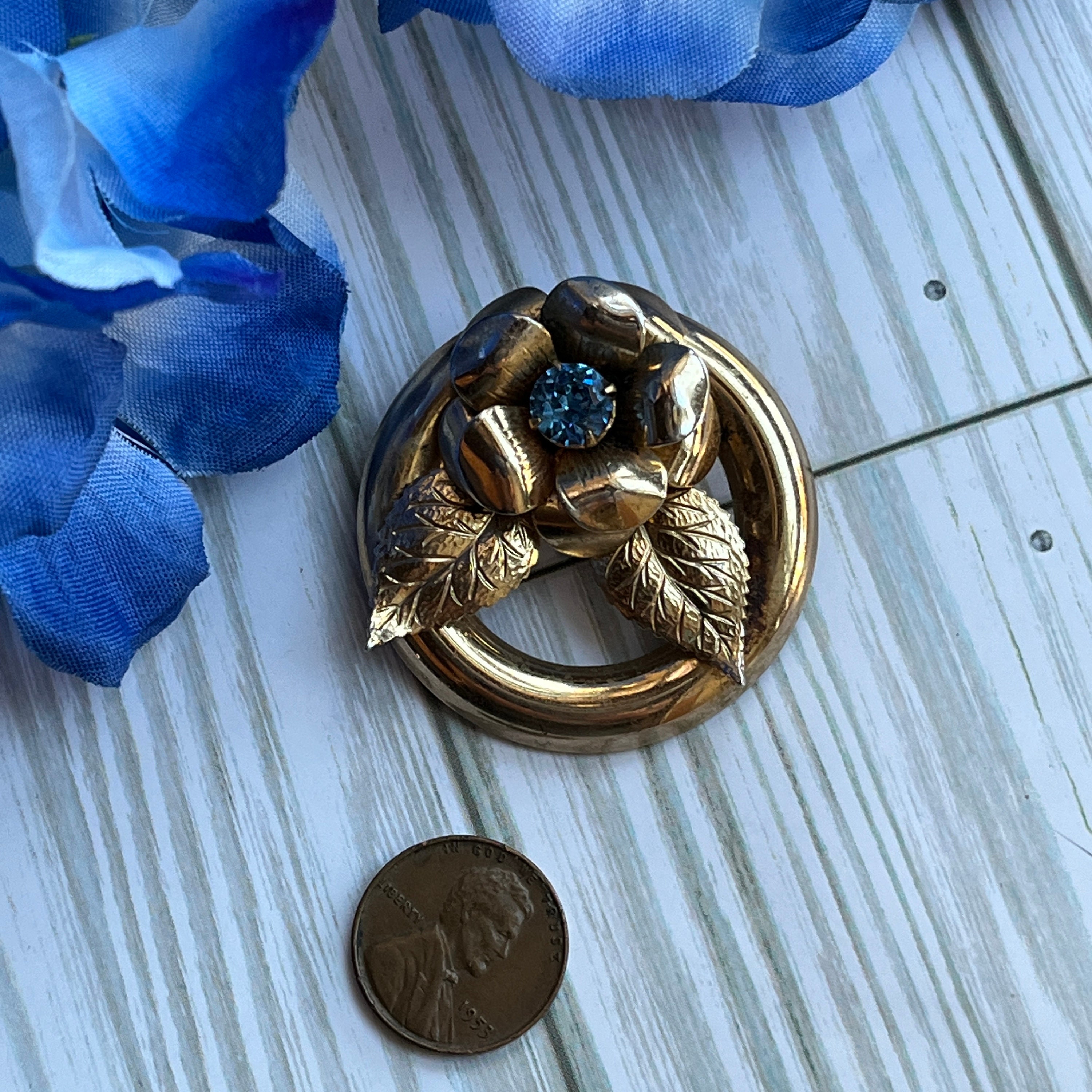 1960's CORO Mid Century Blue Stone Circle Brooch Gold - Etsy