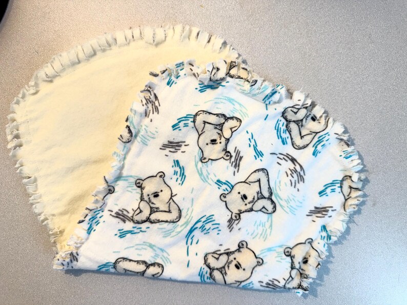 Winnie the Pooh Contoured Flannel Double Layer Rag Quilt Burp Cloth ...