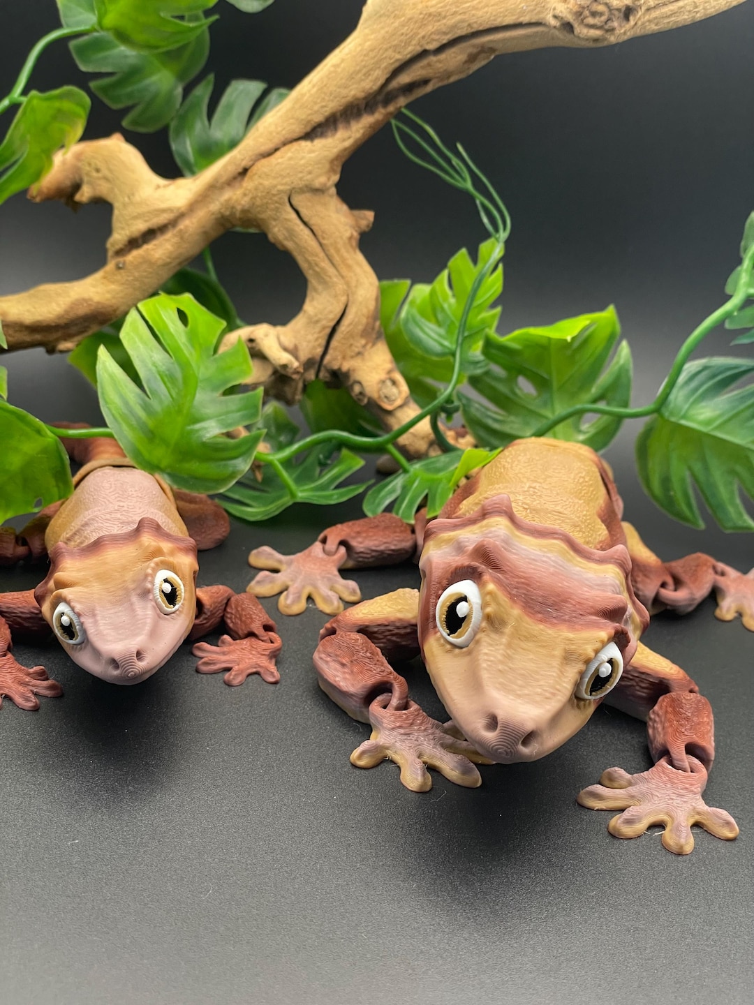 3D Printed Articulating Gargoyle Gecko - Cute Posable Lizard Figure for ...