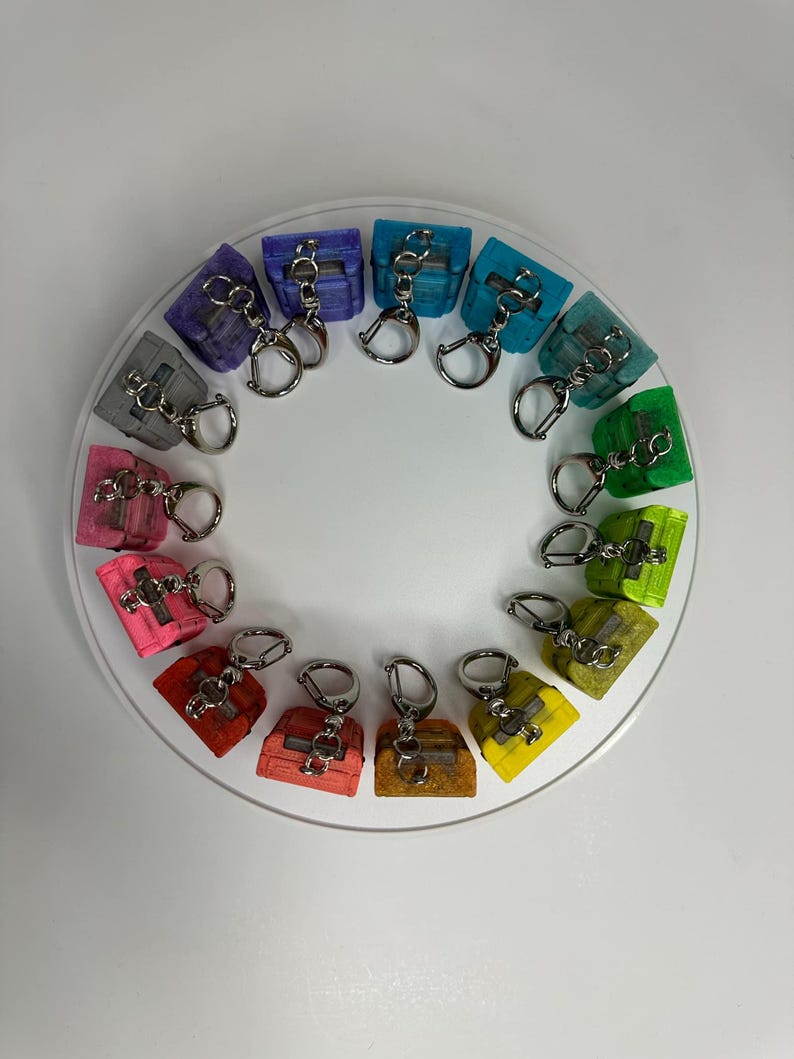 Mini 3D Printed Gameboy Keychain - 15 Vibrant Colors! Retro Gaming ...