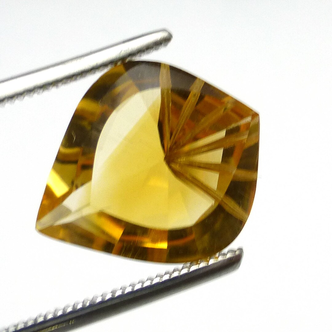 4.87 Carats Citrine Loose Gemstone Fantasy Cut Carved Back Bright ...