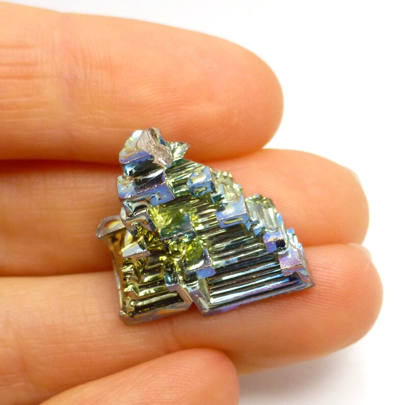 Bismuth Crystal Rainbow Blue Green Manmade Gemstone Wizard of | Etsy