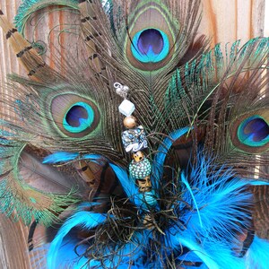 Peacock Feather Cake Topper, Coordinating Feathers in Choice of Color ...