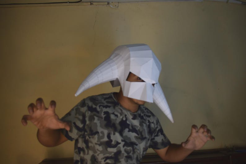 3D Papercraft Devil Mask Template, Paper Mask, Horned Skull Low Poly ...