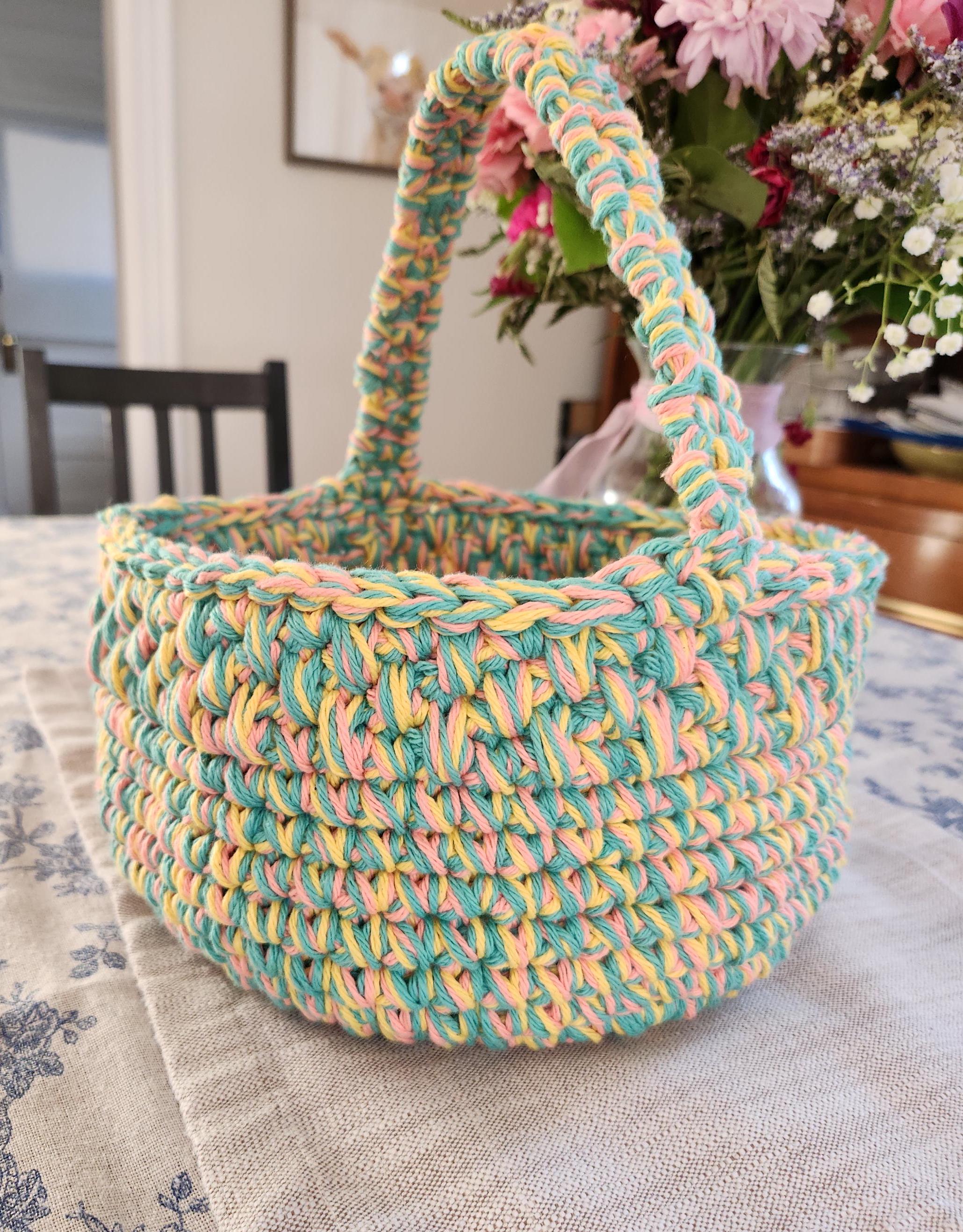 Handmade Easter Basket / Crochet Tri-color - Etsy