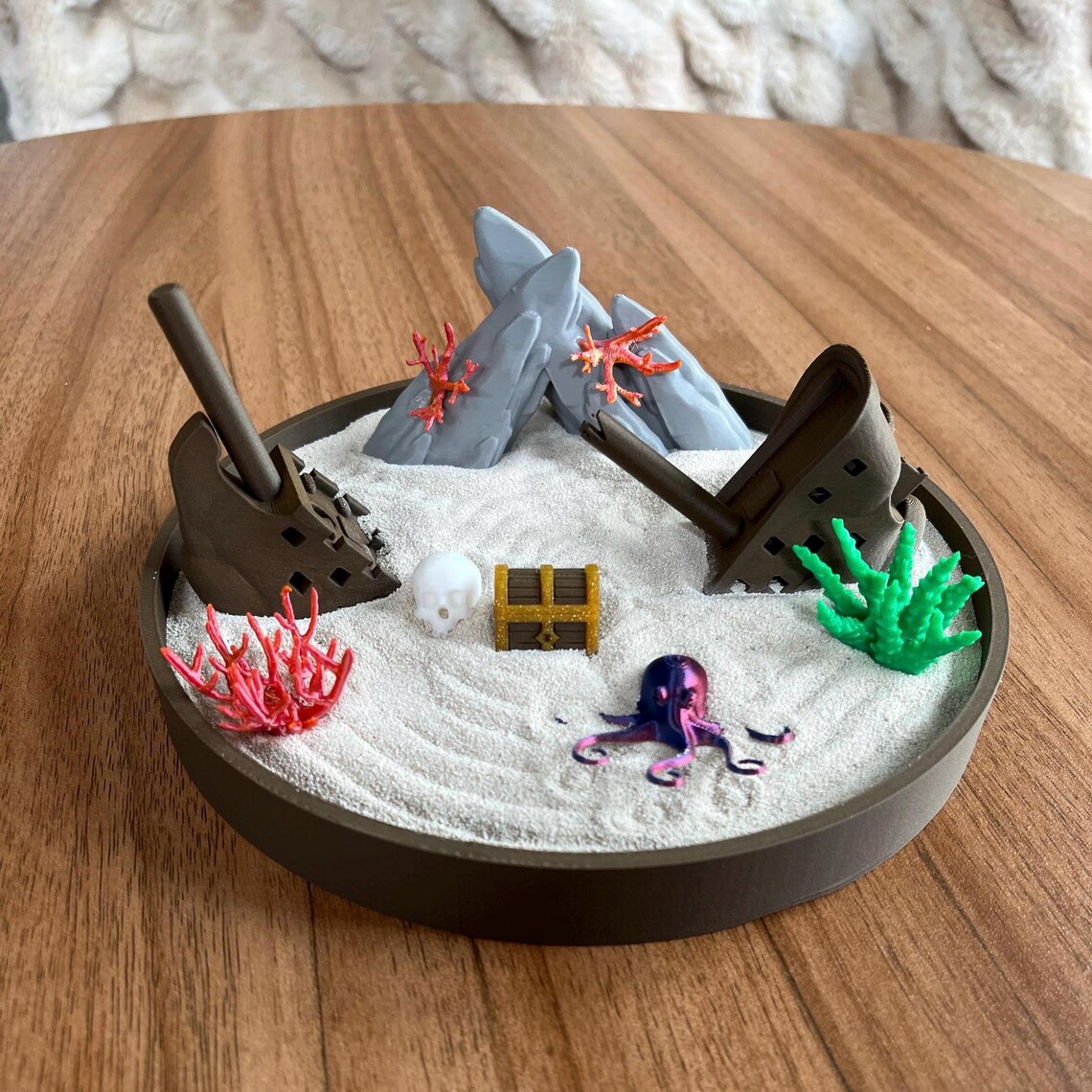 Pirate Shipwreck Zen Garden, 7” Round Desk Accessory Sand Box, Fidget ...
