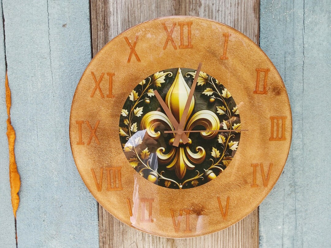 Large Epoxy Wall "fleur De Lis" Clock - Etsy