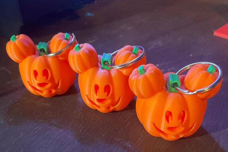 Mickey Mouse Pumpkin 3d Printed Keychain - Etsy