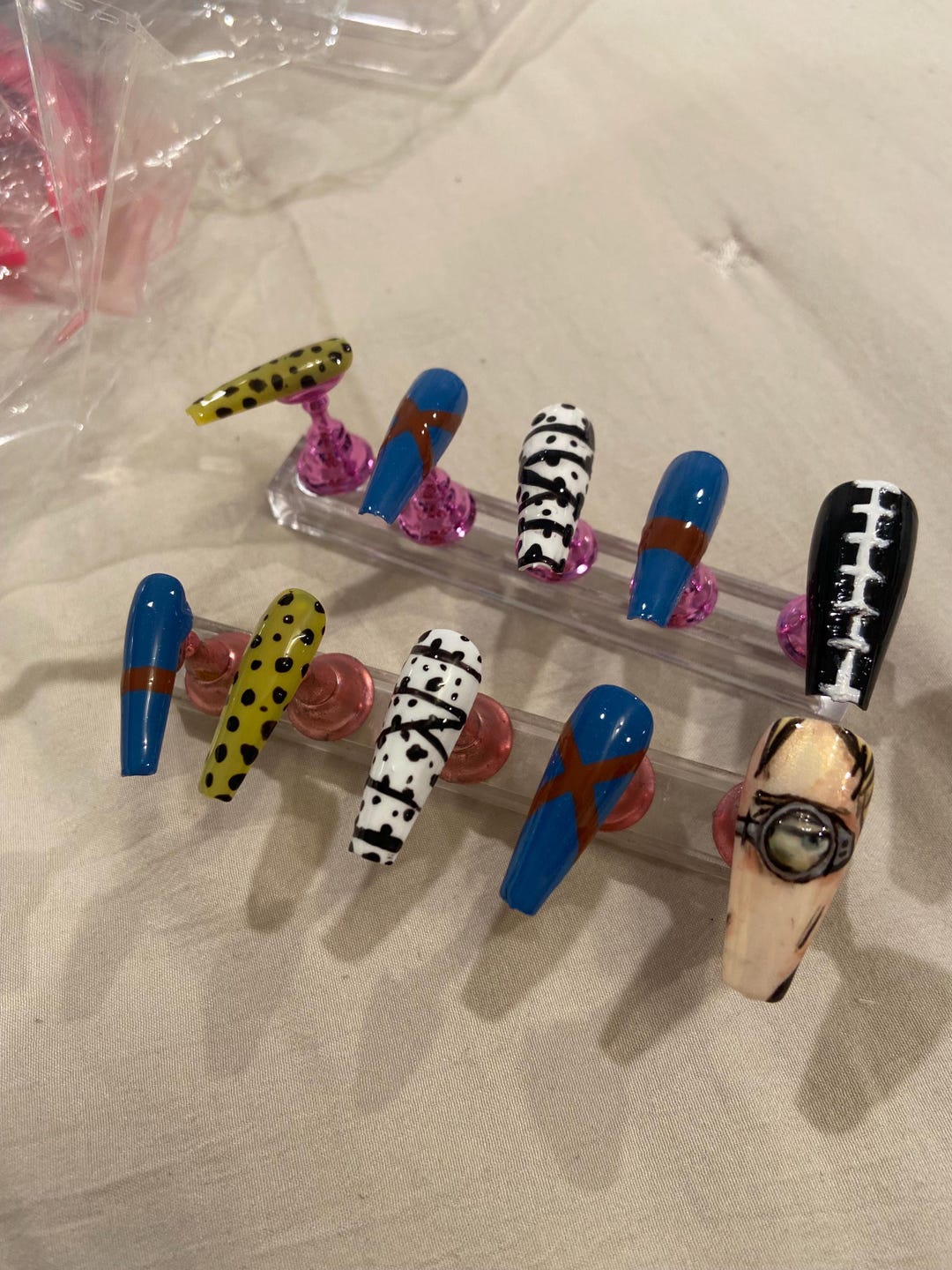 Nanami Nails - Etsy