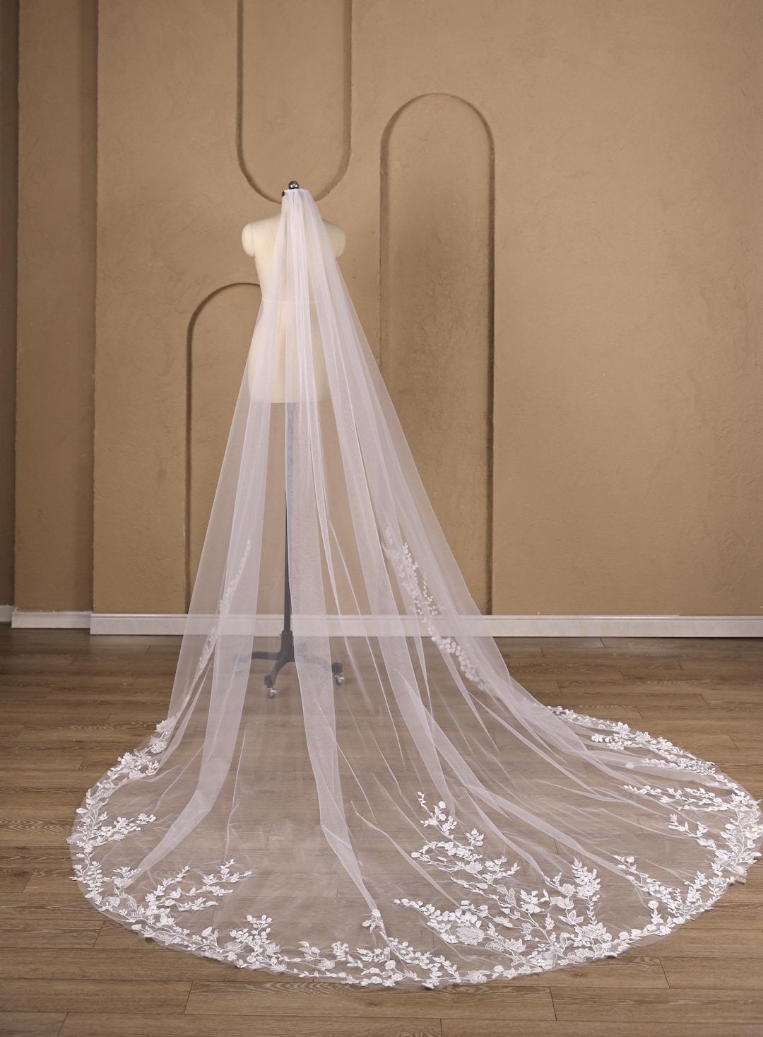 Floral Lace Bridal Veil, Sheer Tulle Cathedral Wedding Veil With ...