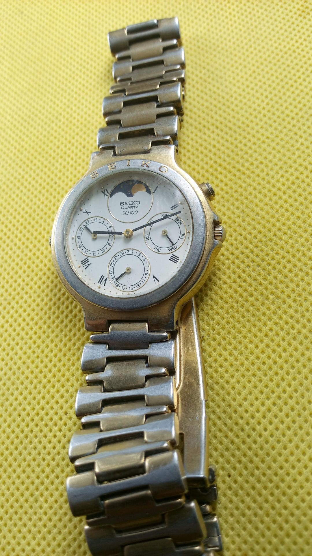 Vintage Seiko Moon Phase Quartz Wrist Watch SQ 100 Serial 040041. - Etsy