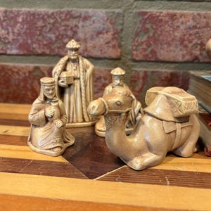 Small Vintage Ceramic Nativity - 11 Pieces - FREE SHIPPING - Etsy