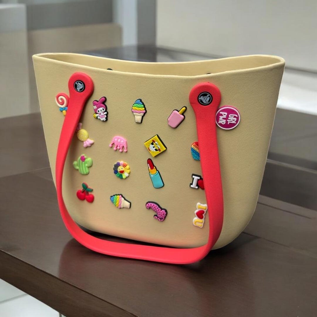 EVA Rubber Bags (small) for Kids (with 15-17 Charms) - Etsy