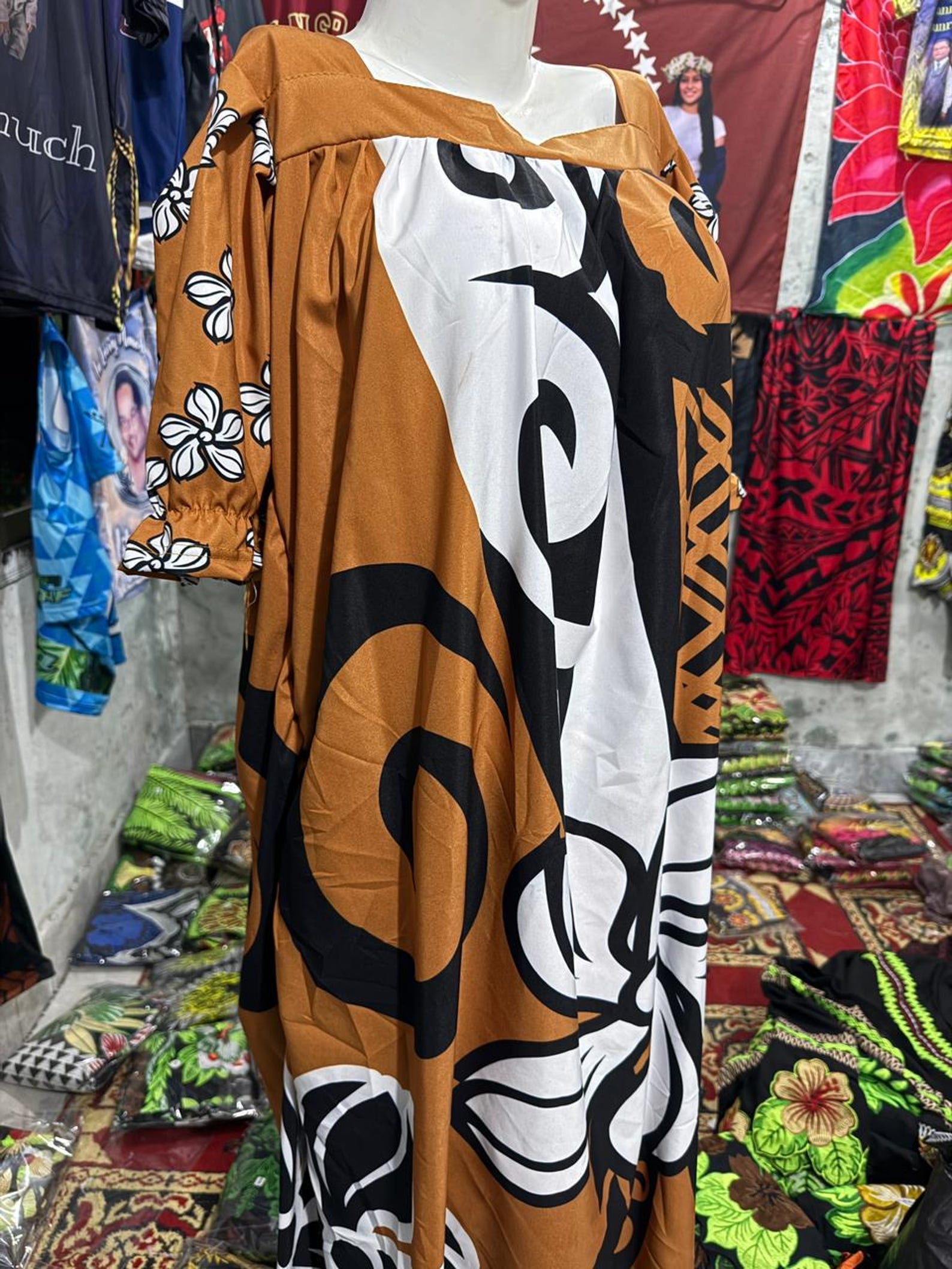 Traditional Polynesian Mother Hubbard Dress - Brown & White Floral ...