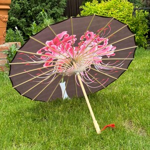 Elegant Asian UV Parasol, Traditional Japanese Umbrella, Sun Protection ...