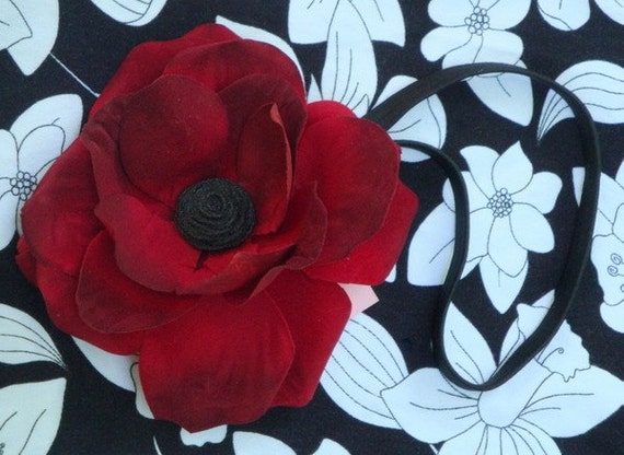 Items similar to Cute as a Button Design - Deep Red Velvet Rose on ...