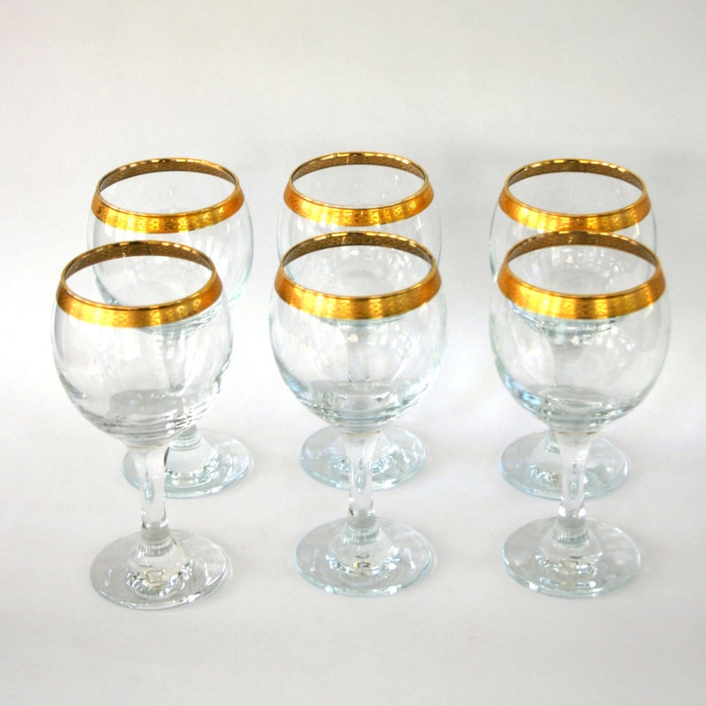 Vintage Wine Glasses Gold Rimmed Rim Crystal Glasses Etsy