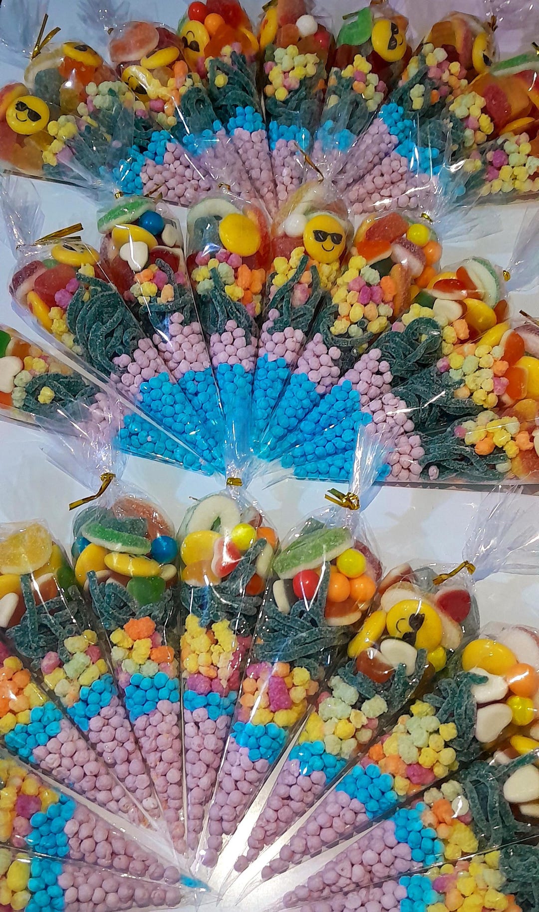 10 Pre-filled Retro Sweet Cones: Halal Birthday Party Favors - Etsy
