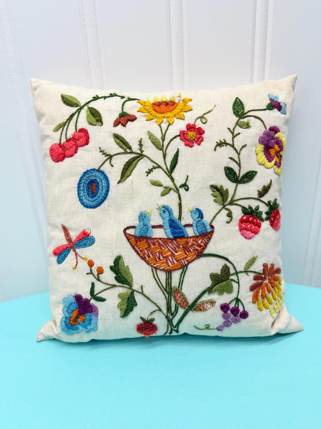 Vintage Hand-stitched Crewel Embroidery Pillow - Etsy