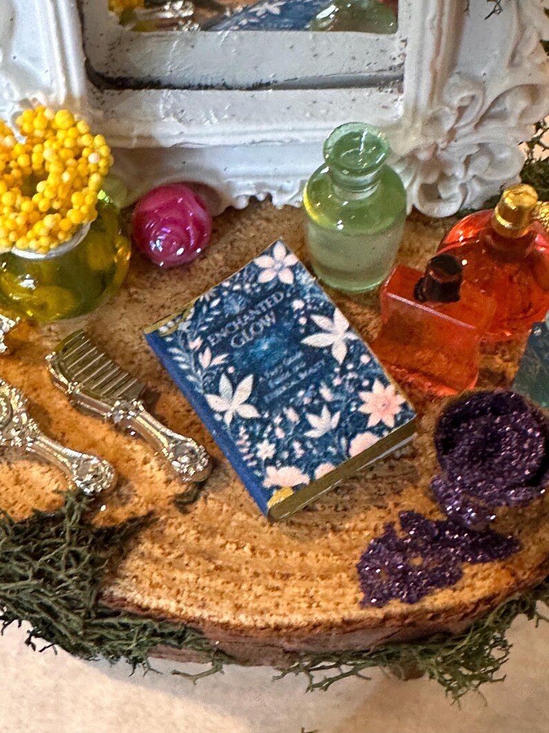 Miniature Fairy Vanity Table, Dollhouse Vanity With Mirror, Perfume ...