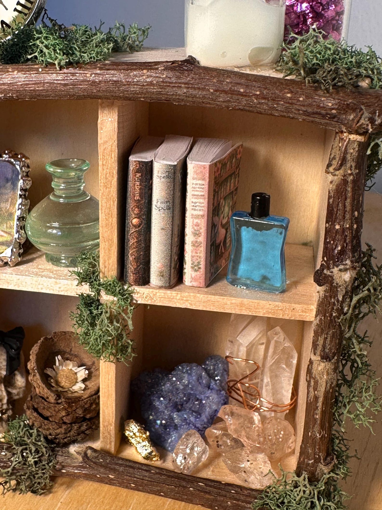 Miniature Fairy Bookshelf, Dollhouse Glow in the Dark Potion Shelf With ...