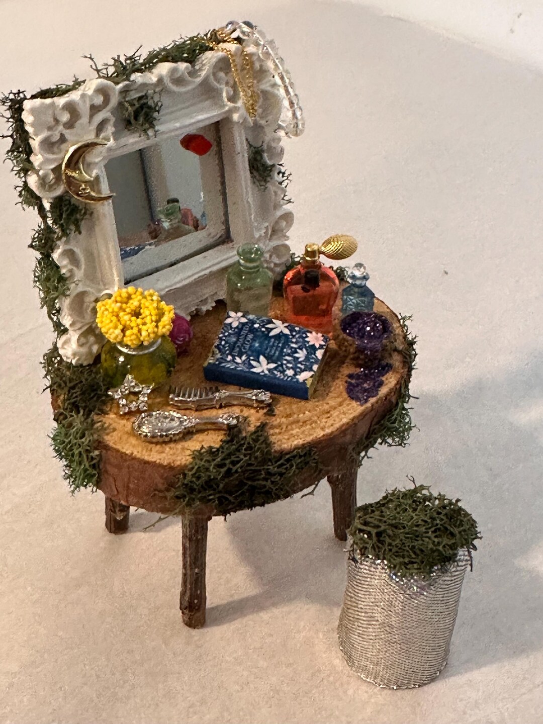 Miniature Fairy Vanity Table, Dollhouse Vanity With Mirror, Perfume ...