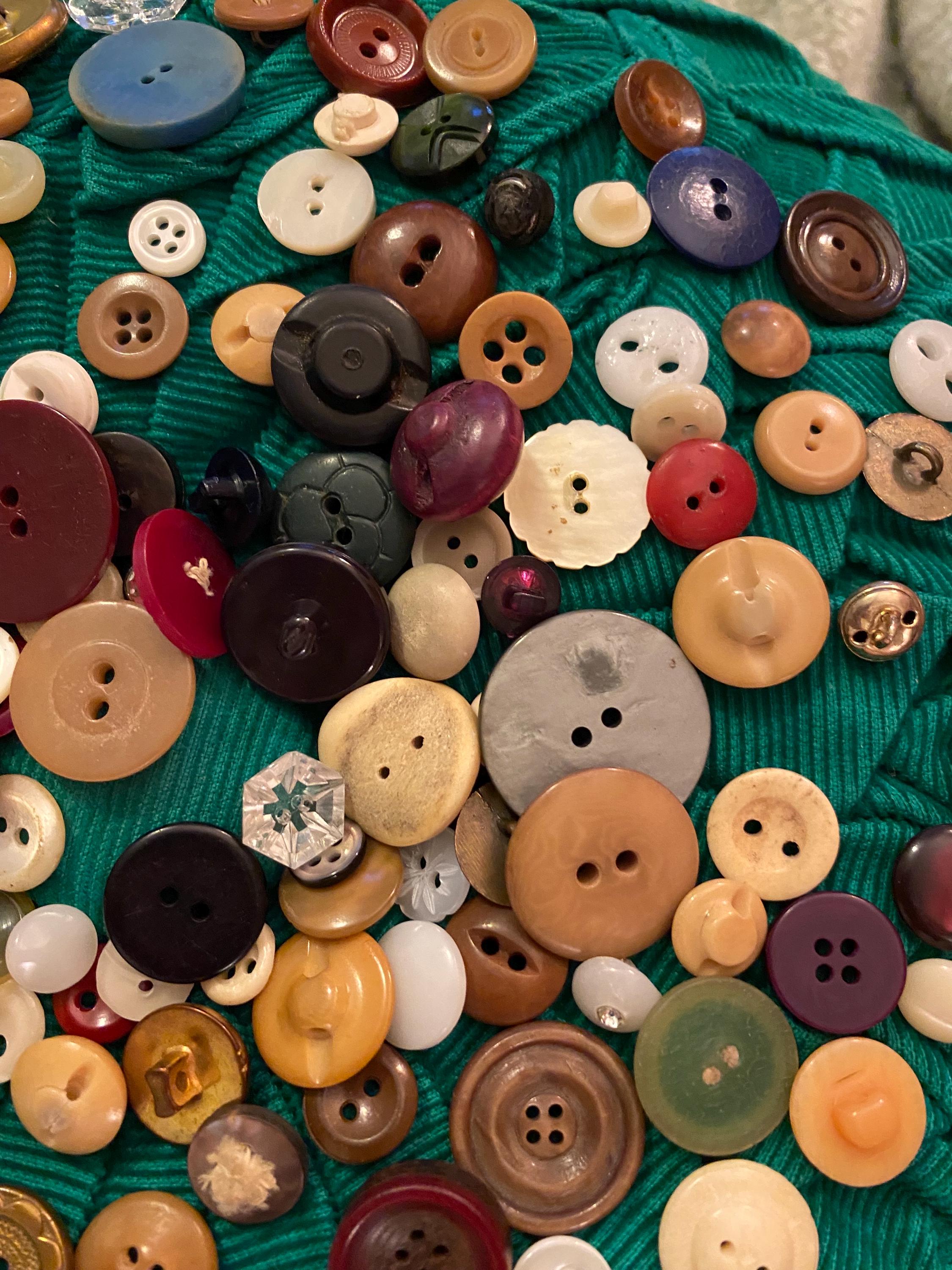 Vintage Button Lot, 148 Buttons Glass Buttons, Cellulose Buttons, Shell ...