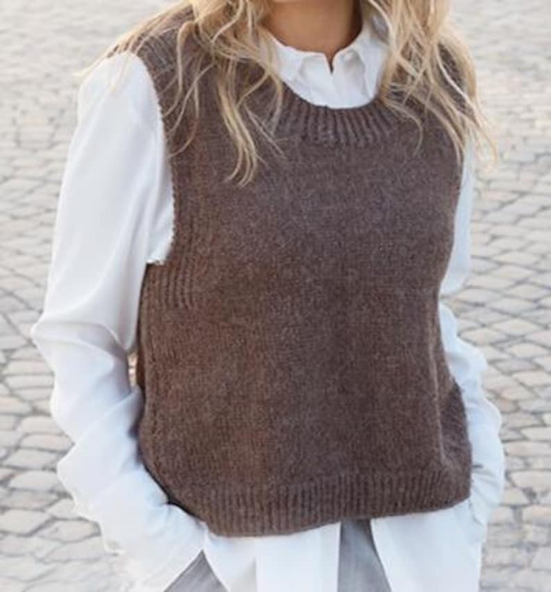 Easy Knit Vest Knitting Pattern: Beginner Sweater Vest Sleeveless Top ...