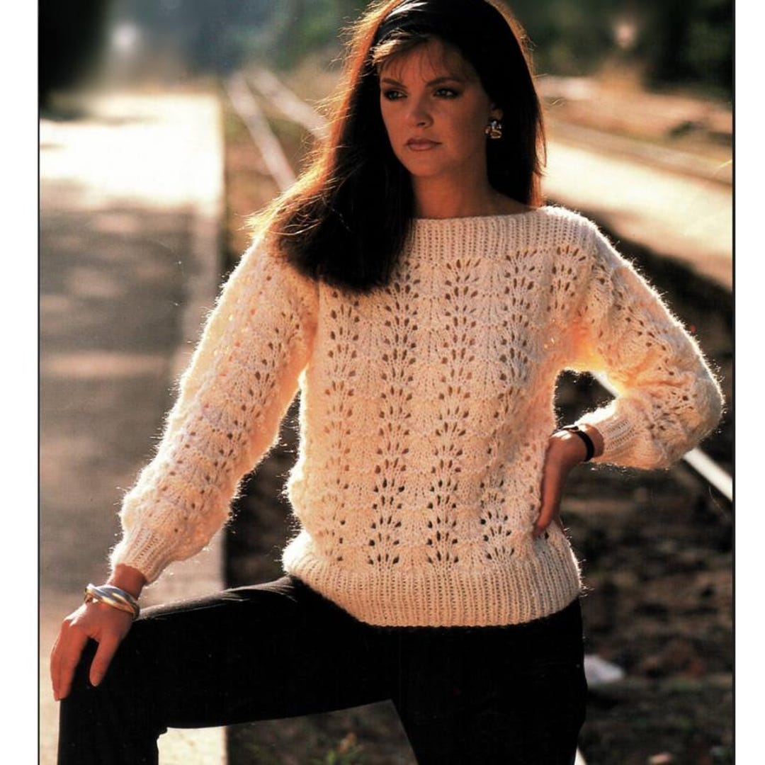 Easy Ladies Chunky Jumper Knitting Patterns, Women's Sweaters, 30-42 ...