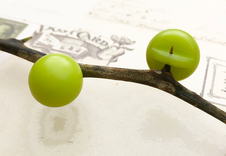 Vintage Buttons Lime Green Plastic Ball Buttons Mid-century - Etsy