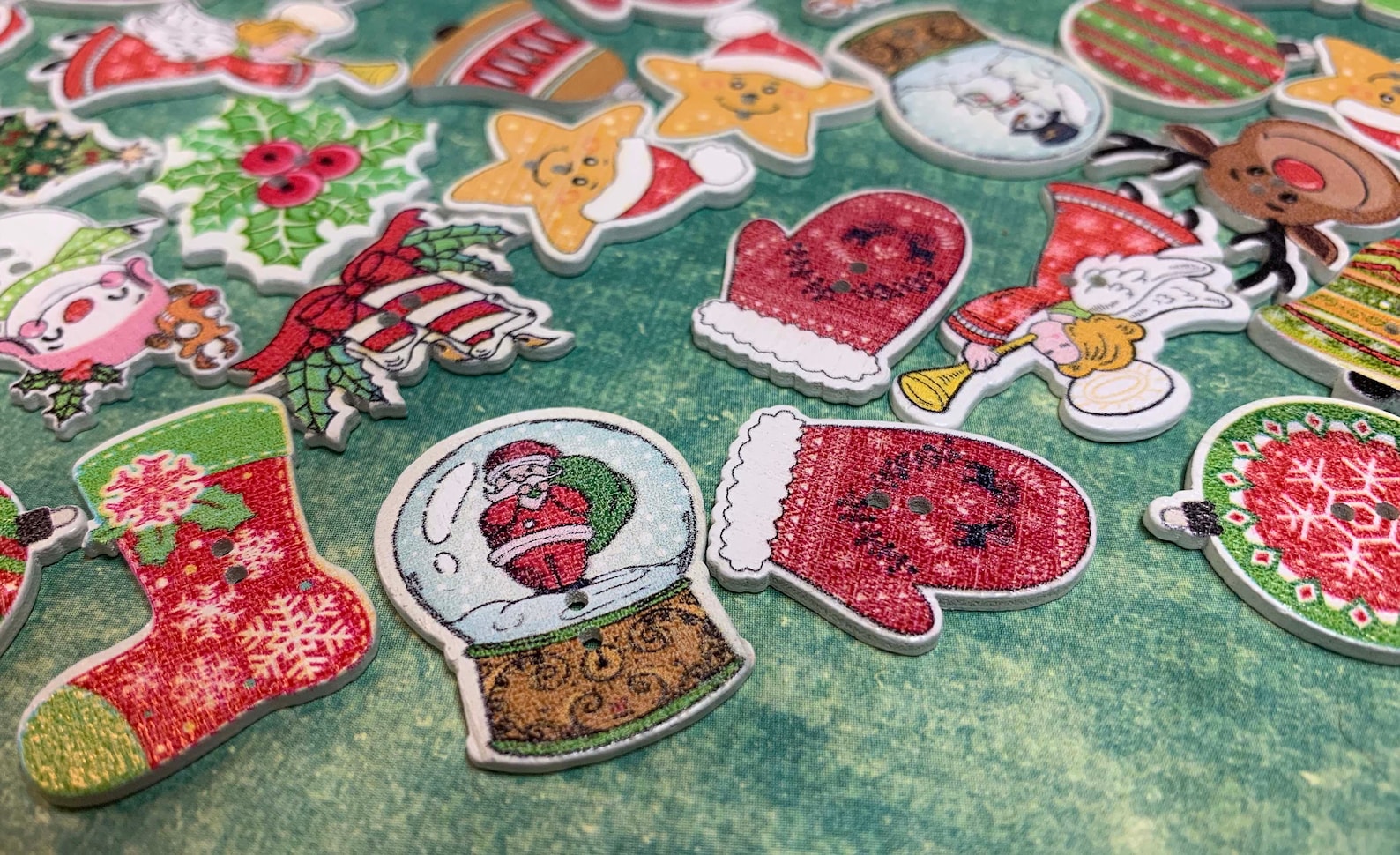 Christmas Wooden Button Holiday Novelty Sewing Buttons - Etsy