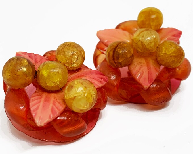 Large Celluloid and Lucite Flower Button Vintage Red and Pink Flower ...