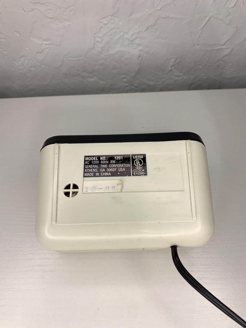 Retro 90s Spartus Model 1201 Digital Alarm Clock LCD Excellent ...