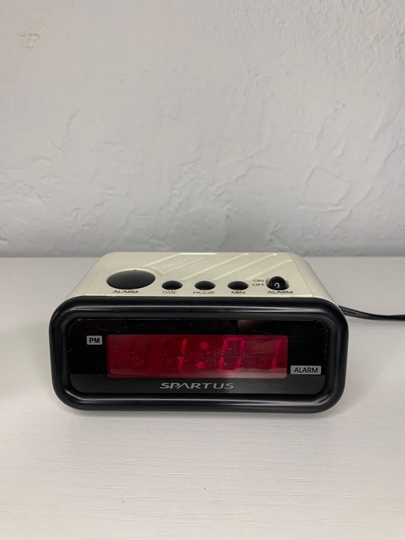 Retro 90s Spartus Model 1201 Digital Alarm Clock LCD Excellent ...