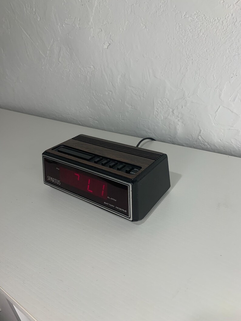 Vintage Spartus Digital Alarm Clock Model 1108 80s Retro - Etsy