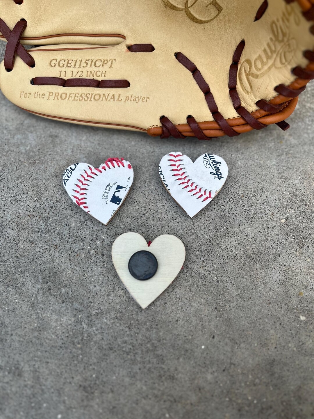 MLB Baseball Heart Shape Magnet, Wooden Shapes Fridge Magnet, Game Used ...