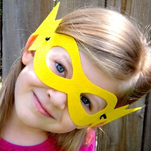 BEST SELLING Superhero MASK Set of 5 Lightning Bolt Masks and Sparkle ...