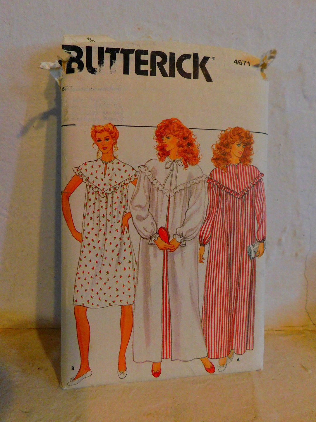 Butterick 4671 1980's Full Nightgown Pattern - Yoke Top Nightgown Robe ...