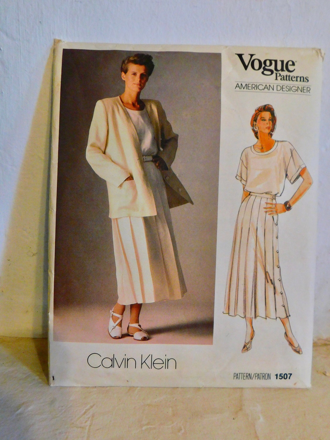 Vogue 1507 1980's Designer Pattern - Calvin Klein Box Pleat Midi Skirt ...