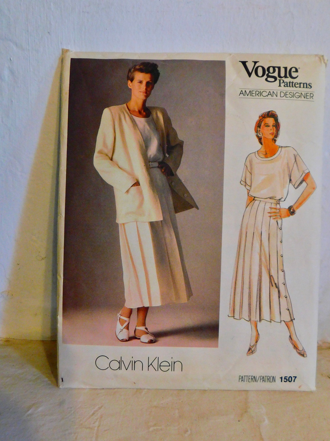 Vogue 1507 1980's Designer Pattern - Calvin Klein Box Pleat Midi Skirt ...