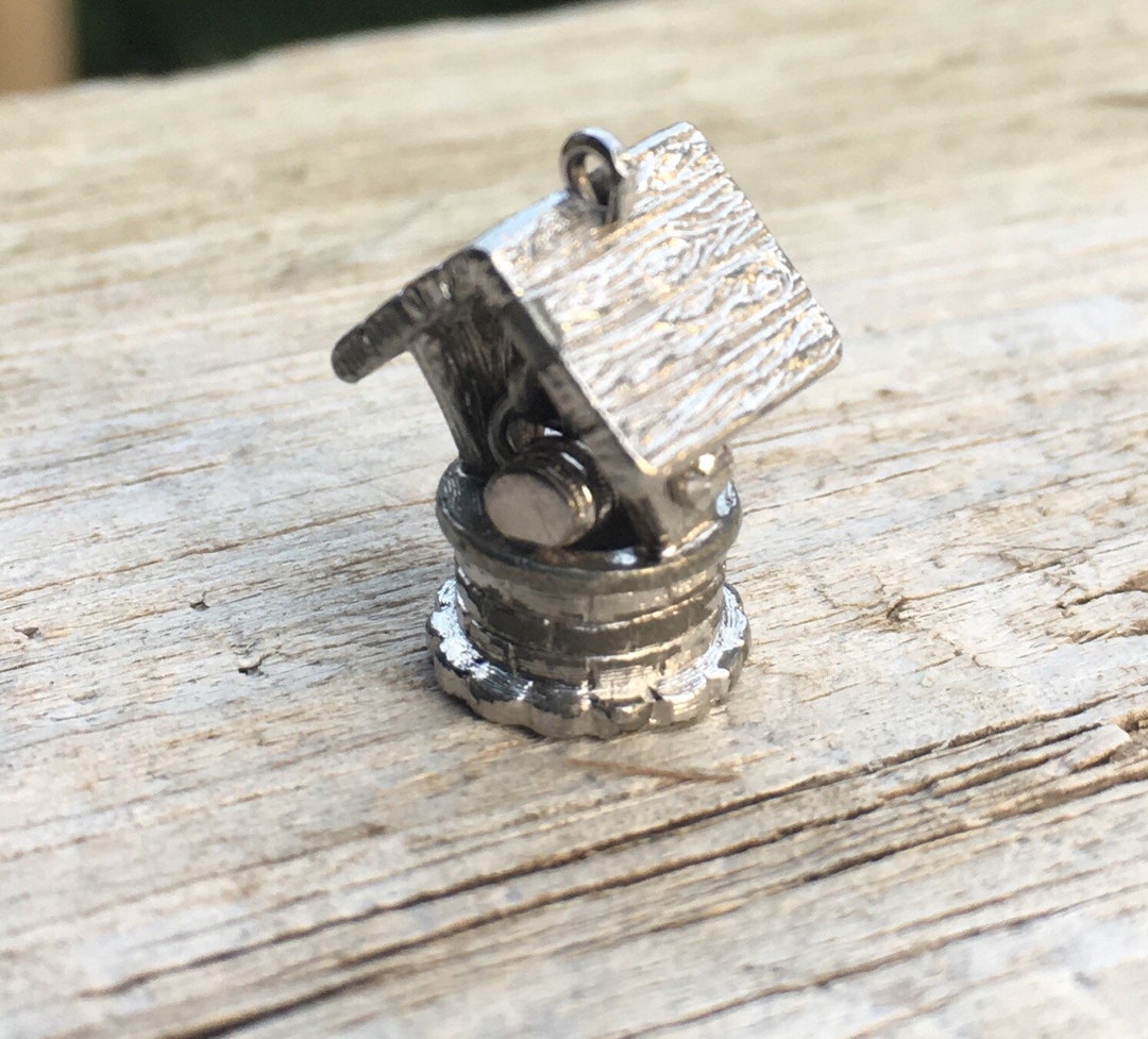 3419 Vintage Silver Wishing Well CHARM W BUCKET Crank Handle 3D Dangle ...